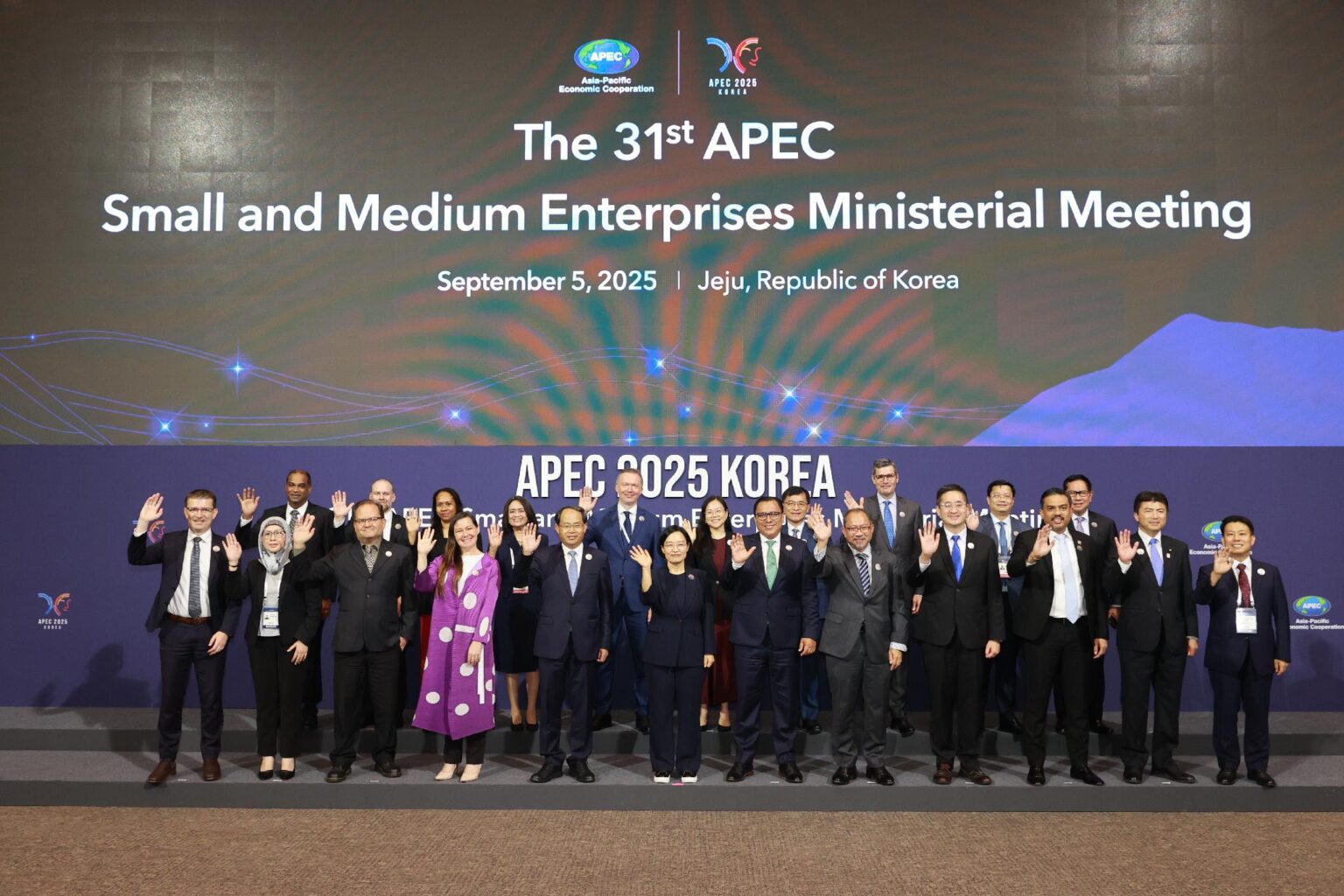 Korea Successfully Hosts APEC SME Ministerial Meeting, Launches ...
